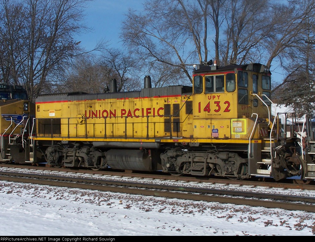 UPY 1432 (EX SP 2703) Pic 1